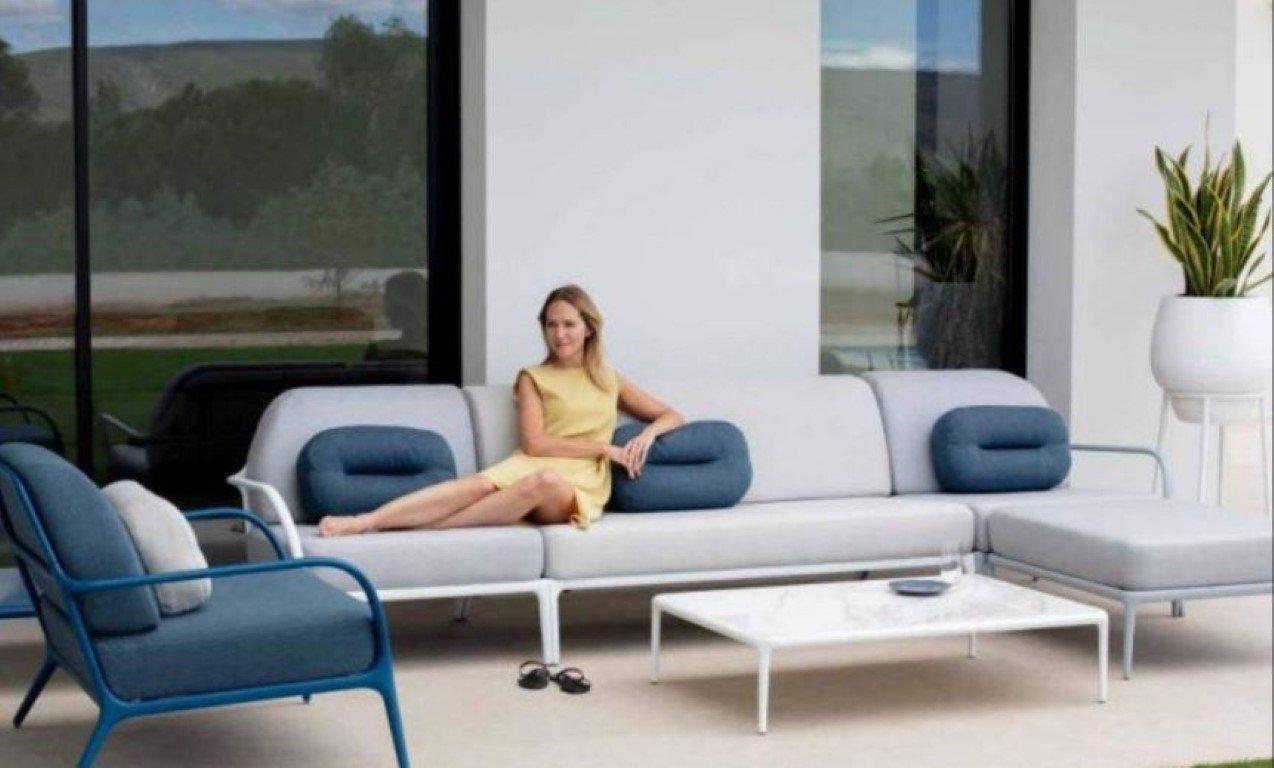 Xaloc Central 160 Silver Sofa from Mowee for sale at Pamono