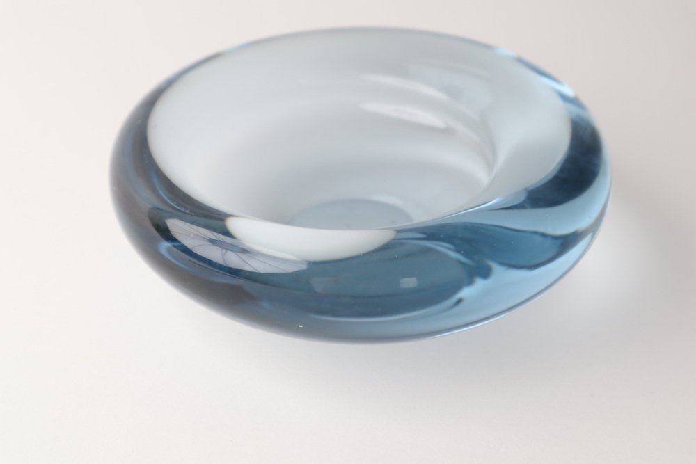 Mid-Century Glass Bowl from Per Lütken Holmegaard, 1960s for sale at Pamono