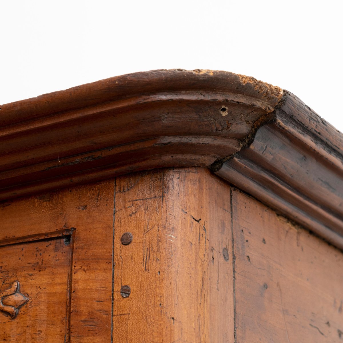 Early 20th Century Traditional Spanish Wood Wardrobe for sale at Pamono