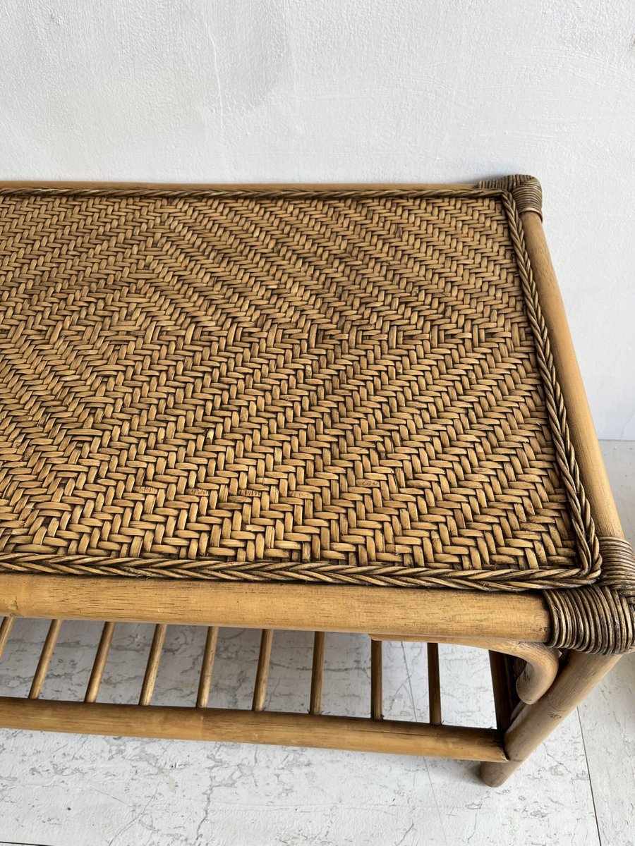 Bambus Couchtisch mit Herringbone Rattan Tischplatte & Korbgeflecht ...