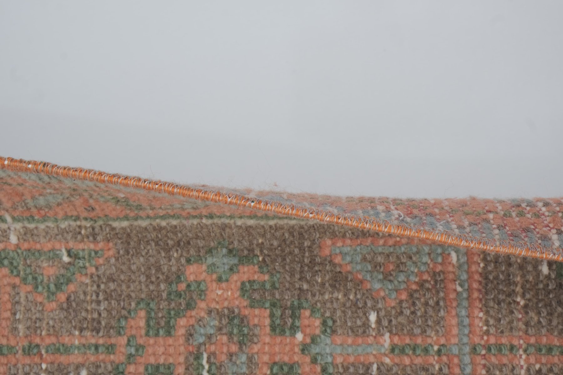 Mid-Century Tan Modern Anatolia Rug for sale at Pamono