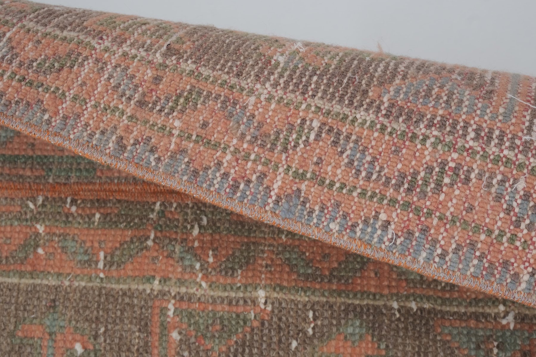 Mid-Century Tan Modern Anatolia Rug for sale at Pamono