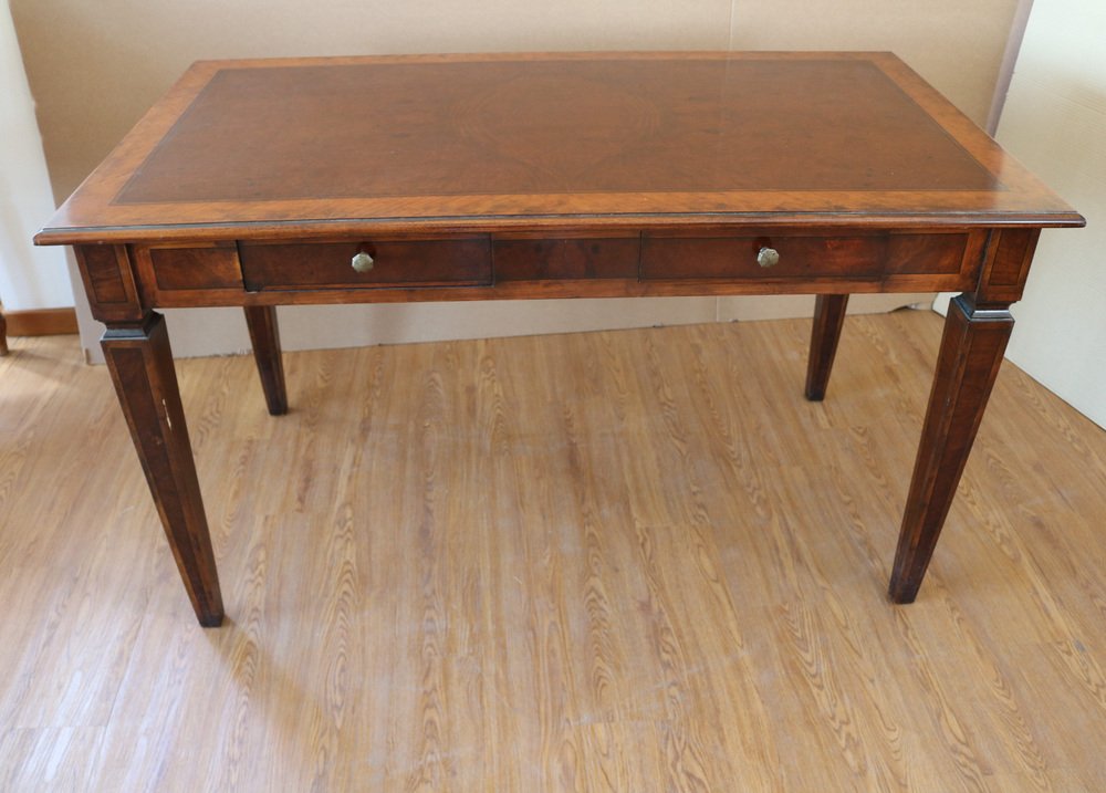 Dining Table in Walnut, 1990s for sale at Pamono