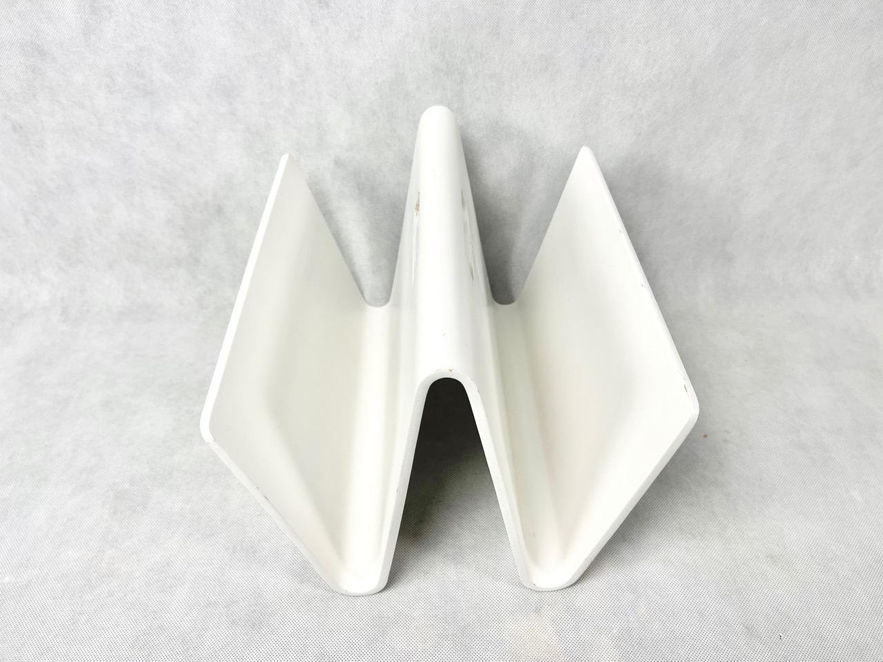 Magazine Rack in Plywood in the style of Alvar Aalto, 1980s for sale at ...