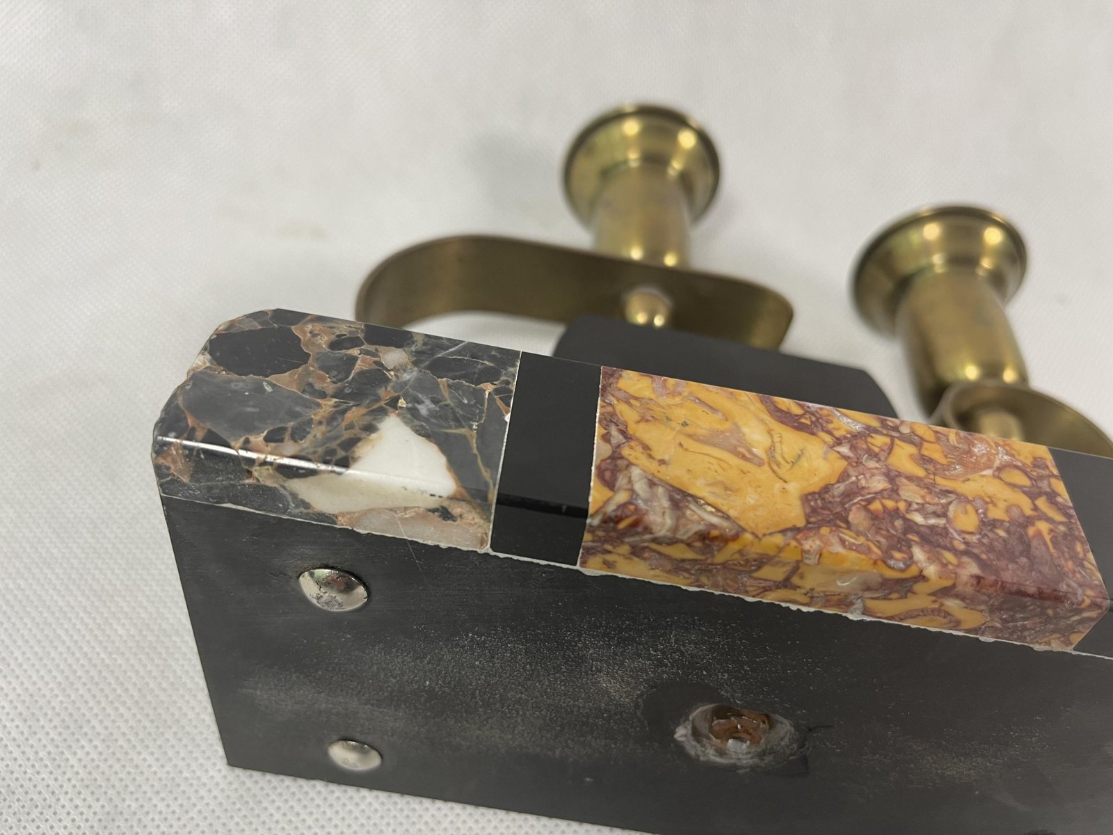 Französischer Art Deco Kerzenhalter aus Messing & Marmor, 1920er bei ...