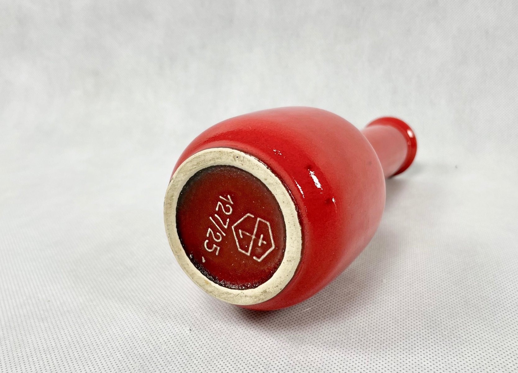 Ceramic Red Table Vase No 127/25 from Steuler, 1970s for sale at Pamono
