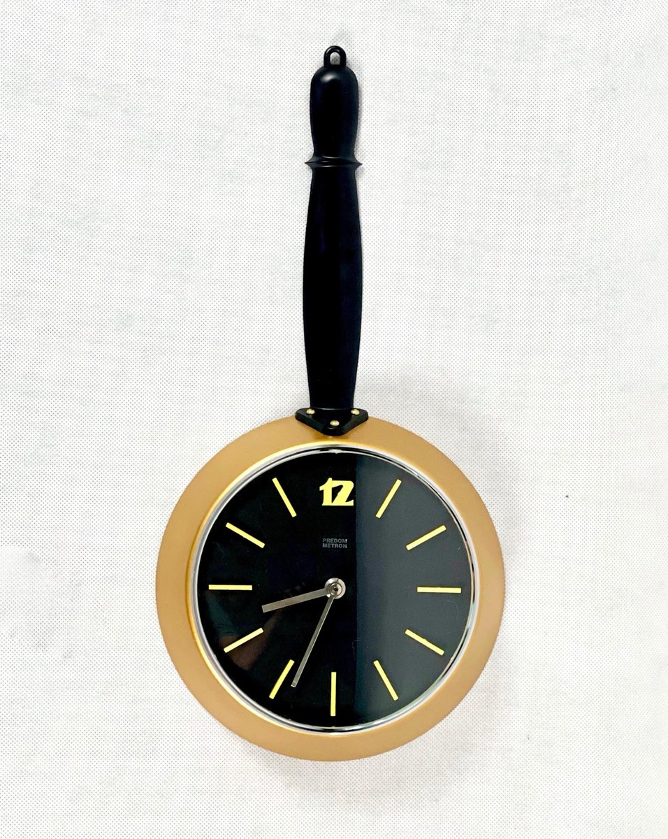 Vintage Polish Frying Pen Wall Clock from Predom Metron, 1975 for sale ...