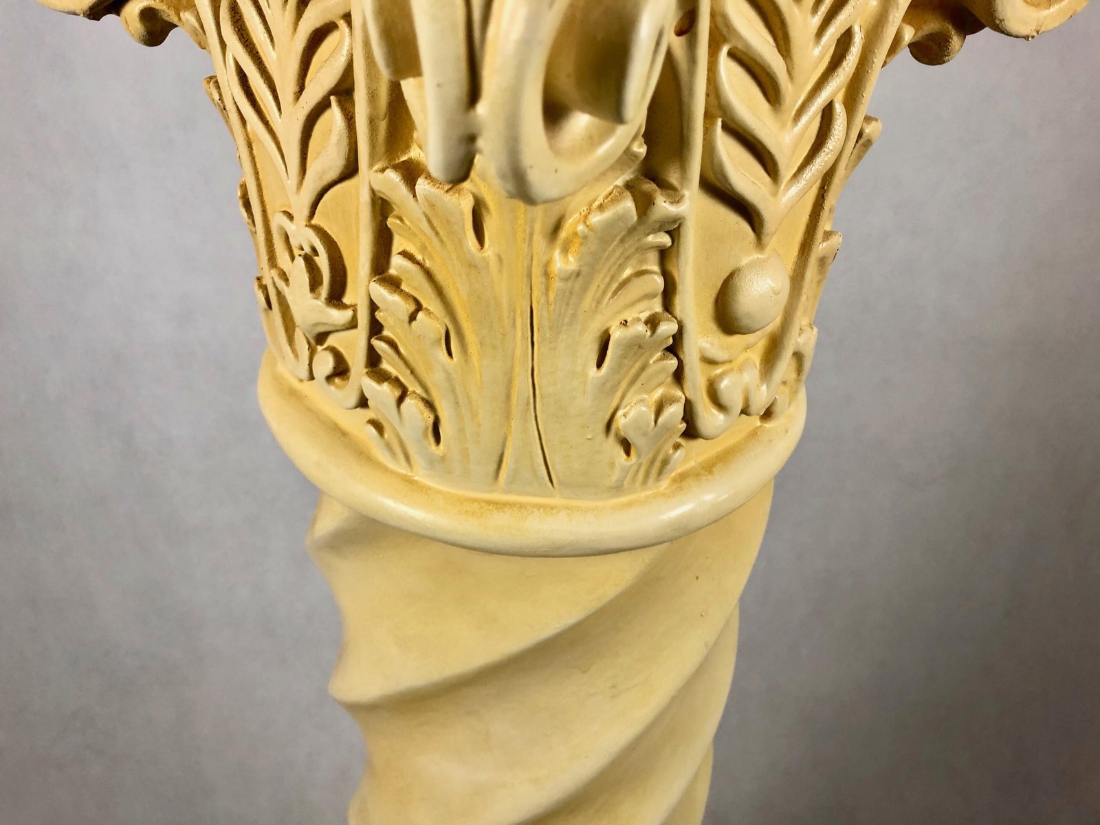 Vintage Roman Column Flower Stand Pedestal, 1980s for sale at Pamono