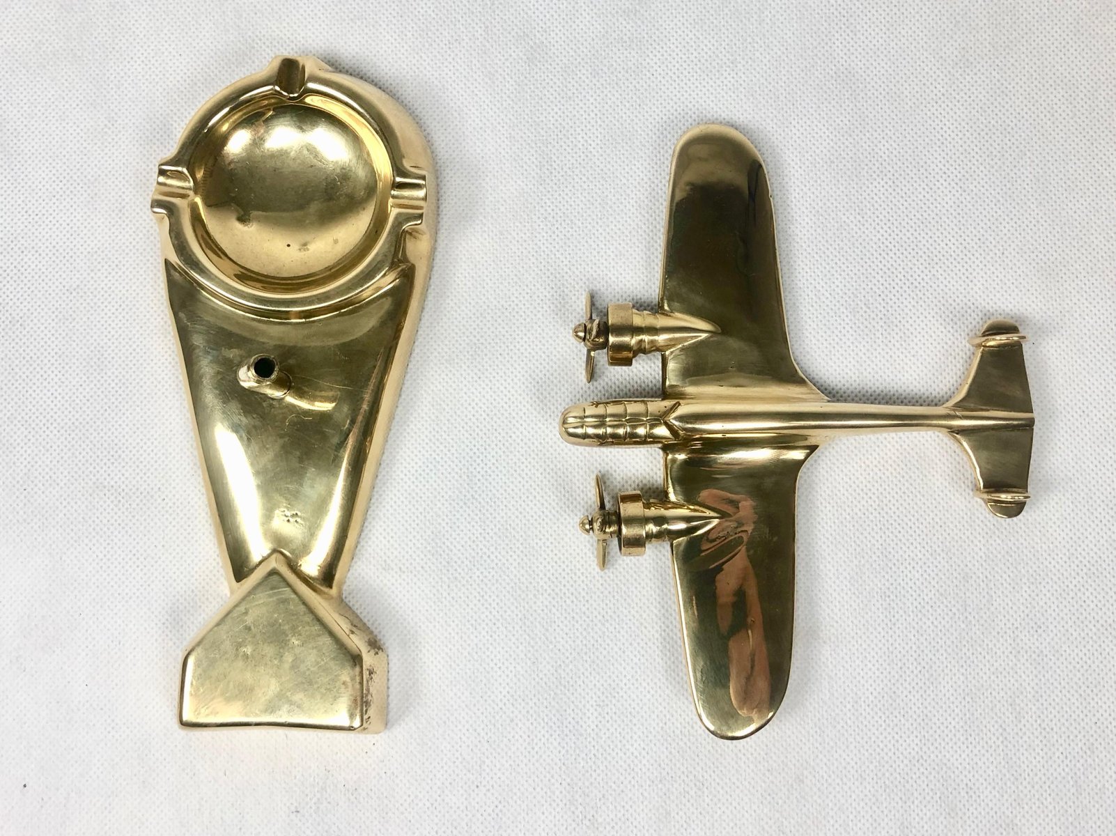 Polish Model PZL37 Łoś Desk Plane with Ashtray in Brass, 1930s for sale ...