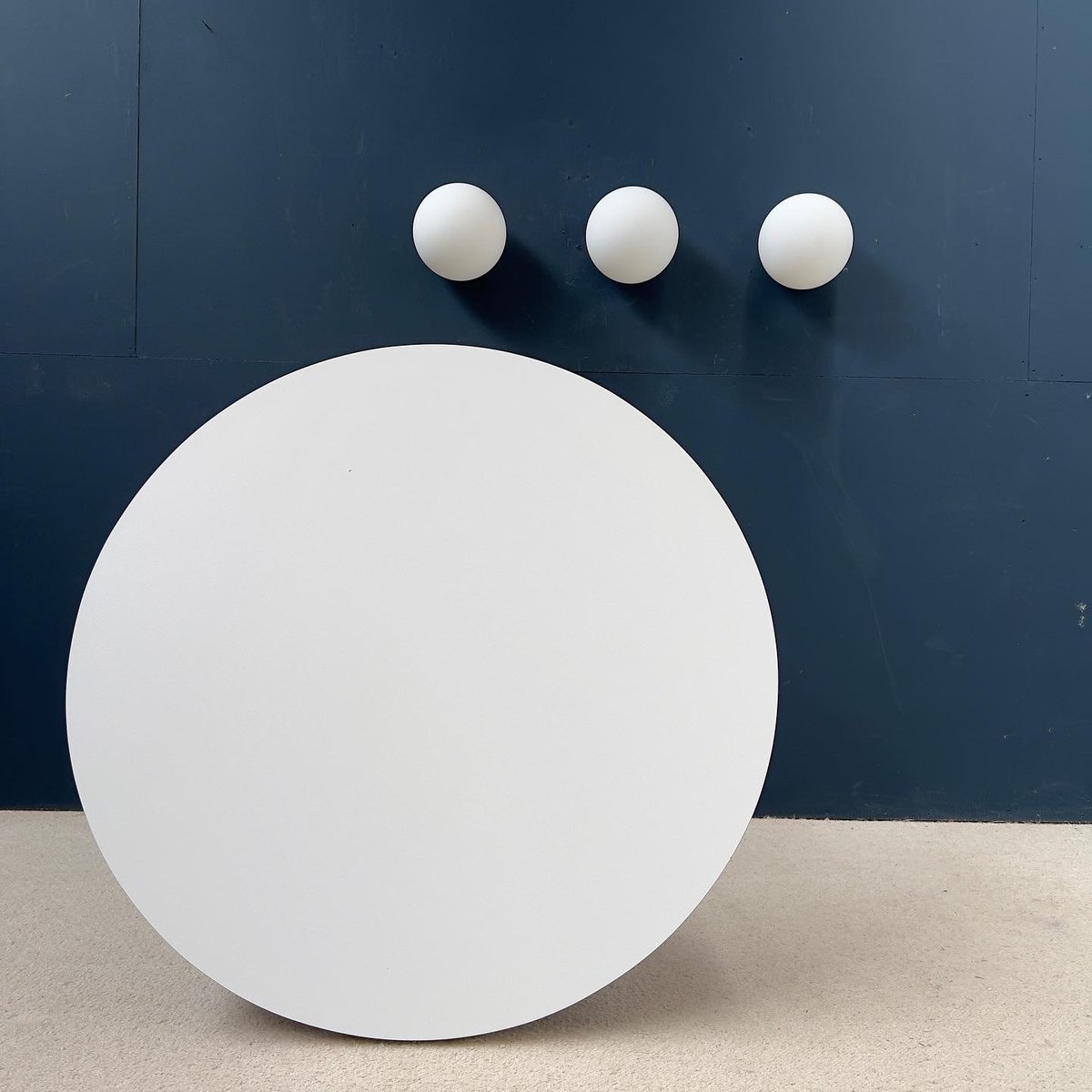 Round Patoe Edition Dining Table, 1970s for sale at Pamono