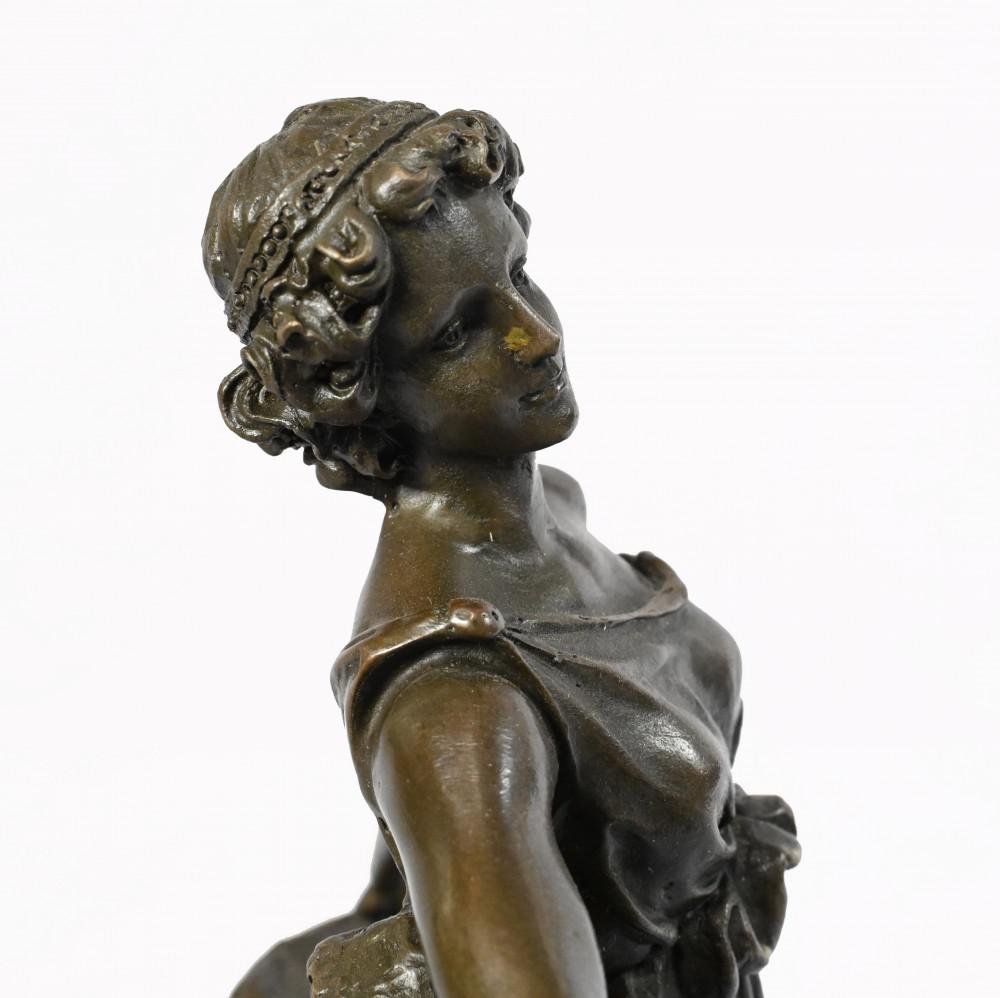 Classic Italian Bronze Maiden Statue from Preif Toga for sale at Pamono