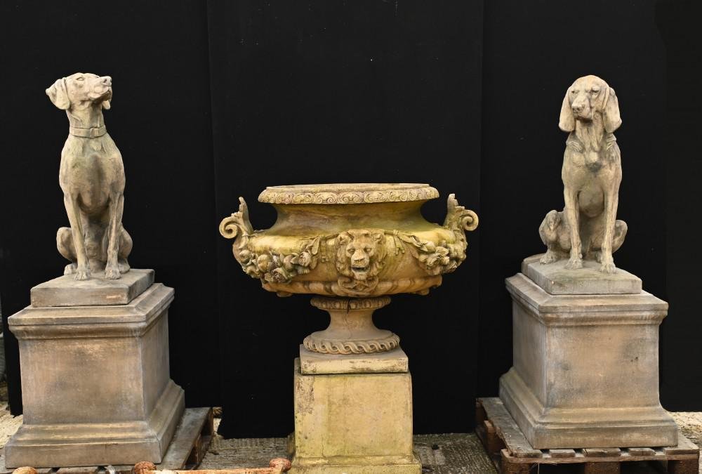 Stone Hound Gatekeeper Statues, Set of 2 for sale at Pamono