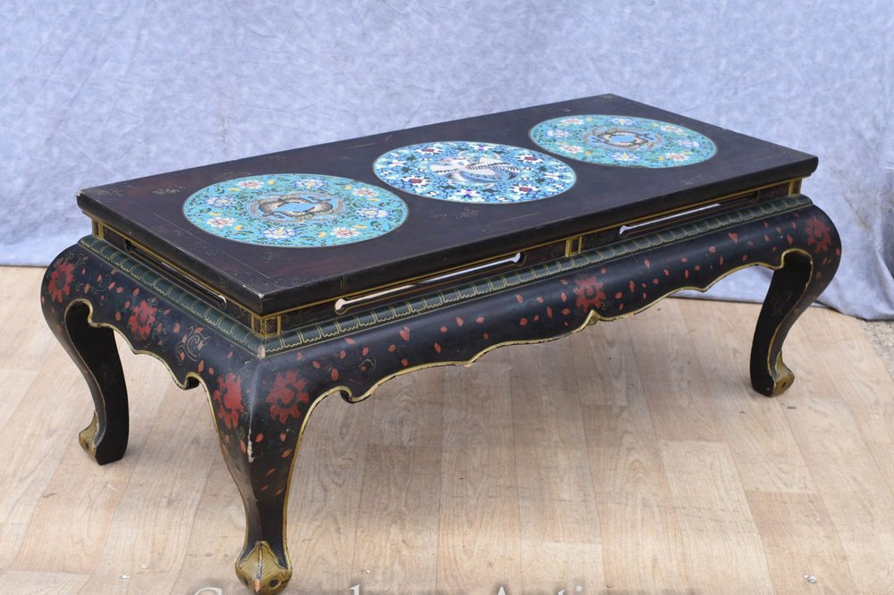 Chinese Cloisonne Lacquer Coffee Table for sale at Pamono
