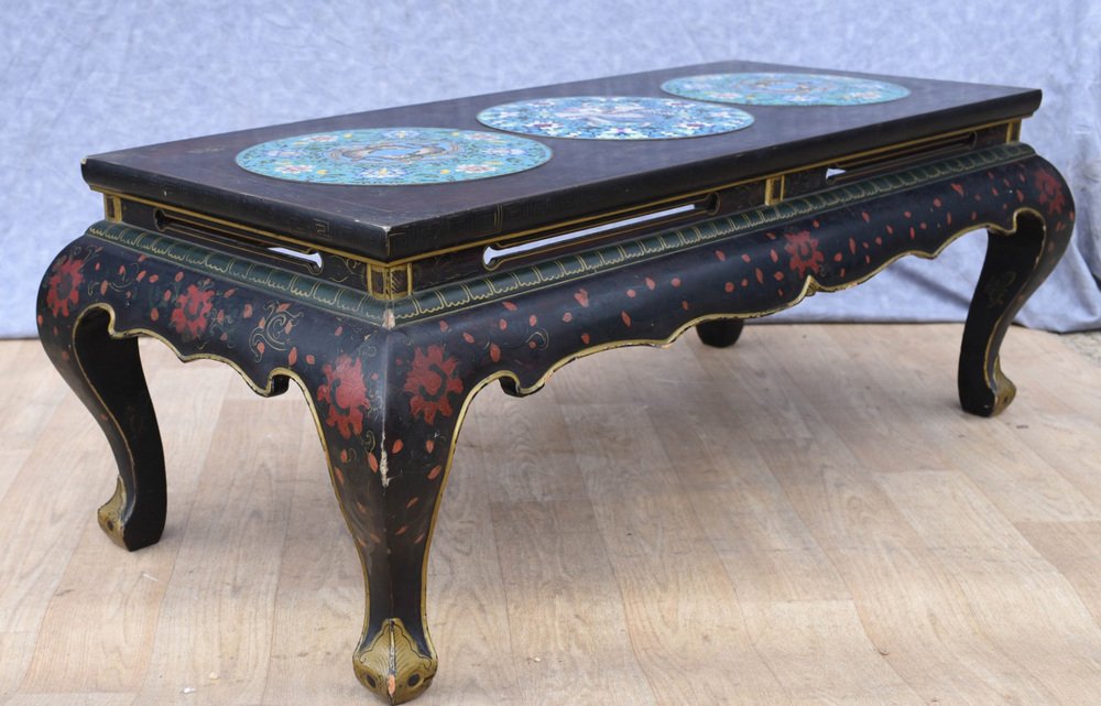 Chinese Cloisonne Lacquer Coffee Table for sale at Pamono