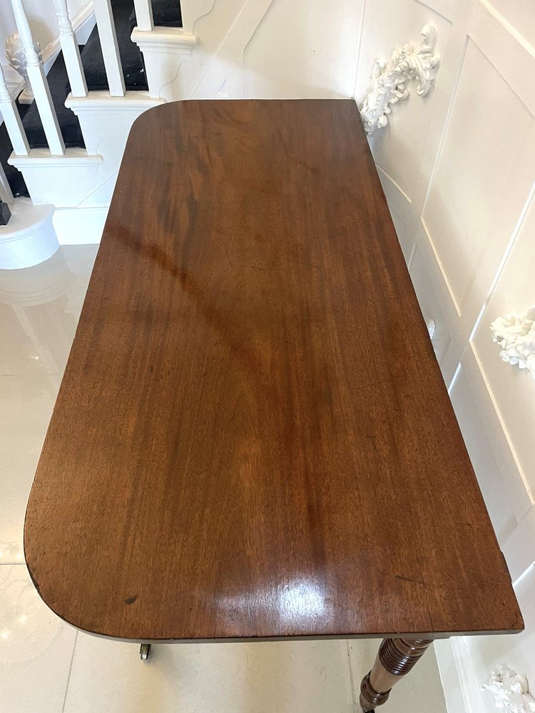 Antique George III Dining Table in Mahogany, 1800 for sale at Pamono