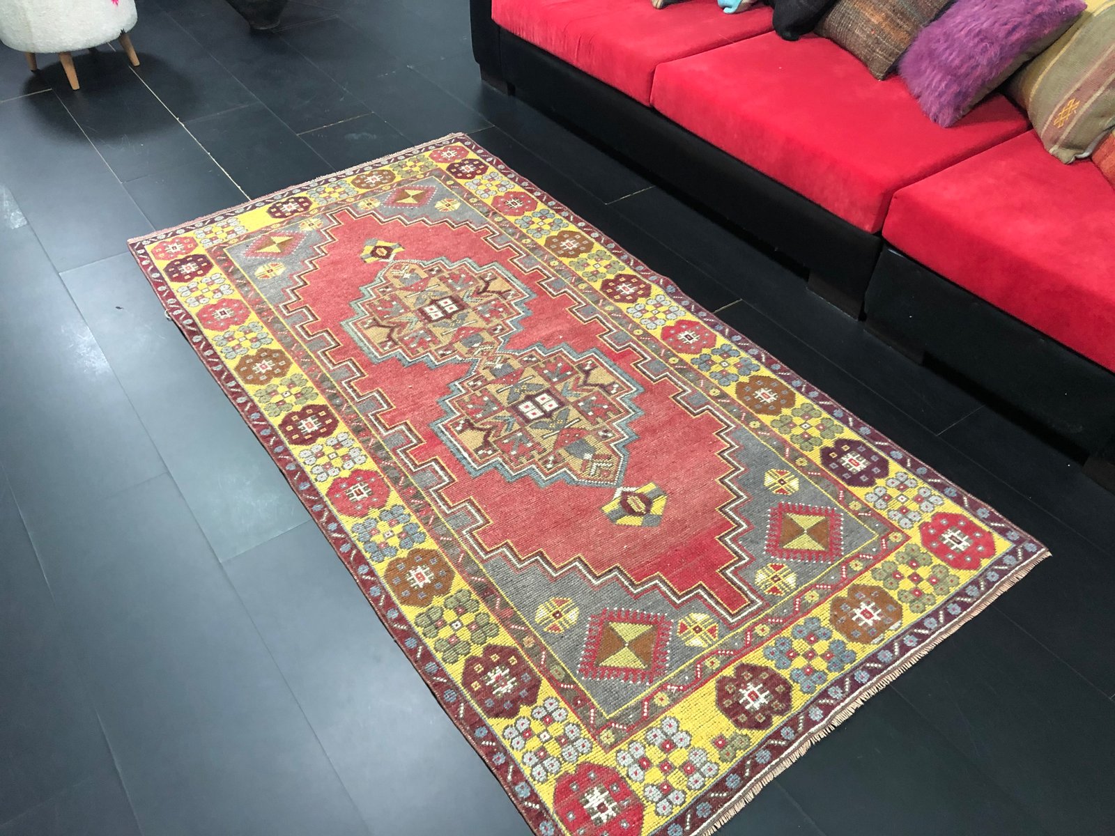 Traditional Turkish Handmade Rug in Wool for sale at Pamono
