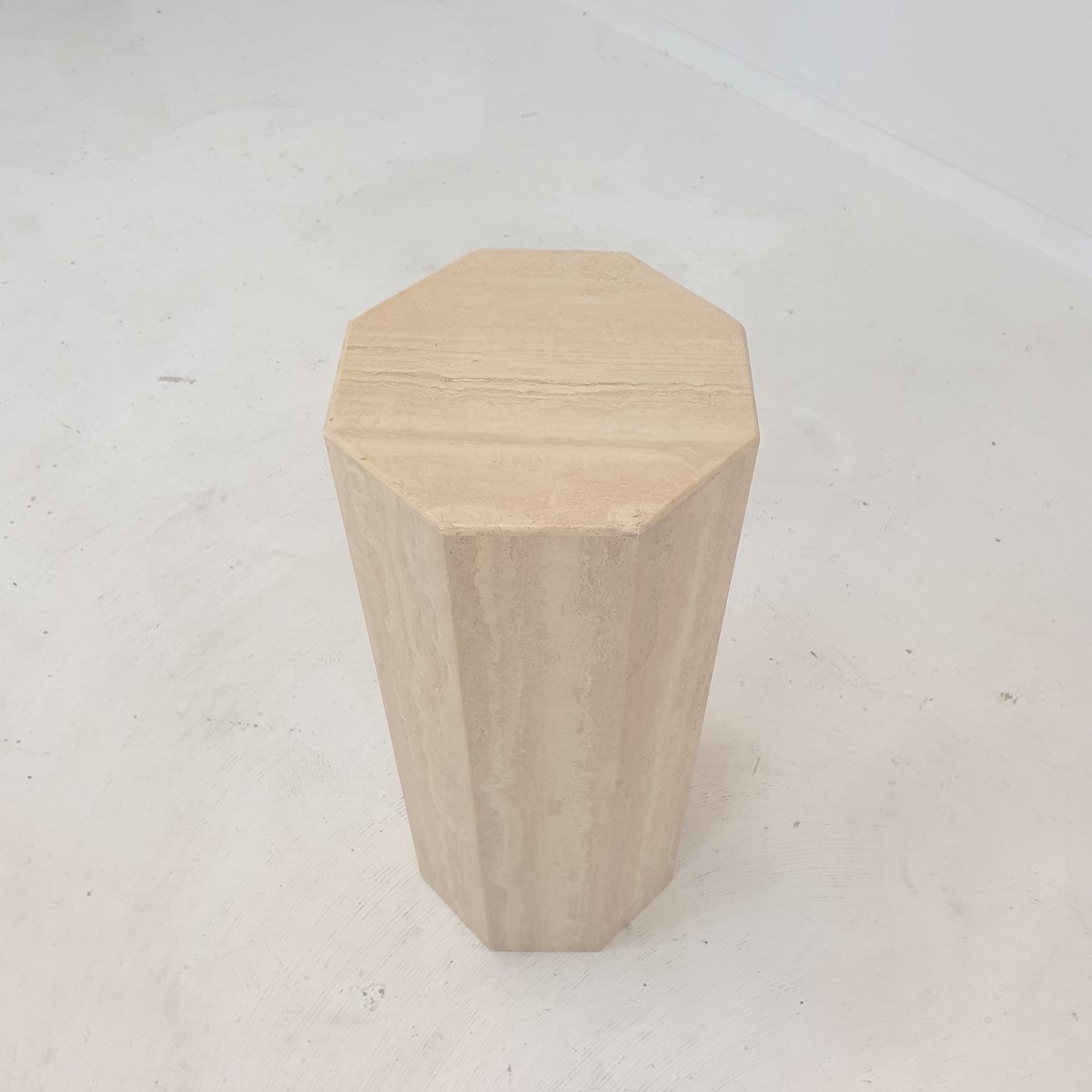 Italian Travertine Side Table or Pedestal, 1980s for sale at Pamono