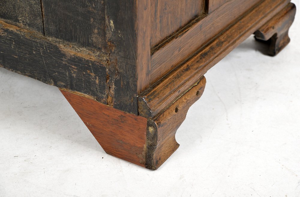 18th Century Antique English Georgian Oak Chest of Drawers for sale at ...