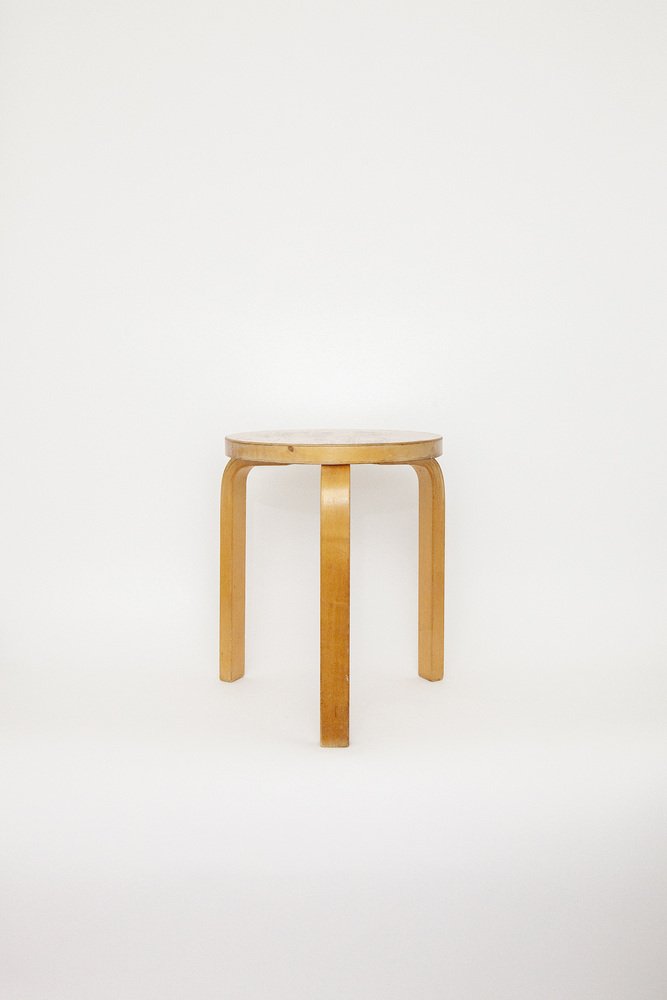 Finnischer 60 Hocker von Alvar Aalto für Artek, 1940 bei Pamono kaufen