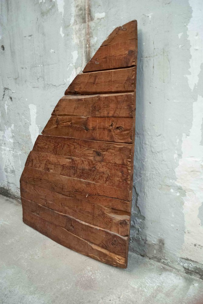 Large 18th Century Pinewood Coat of Arms, Spain for sale at Pamono