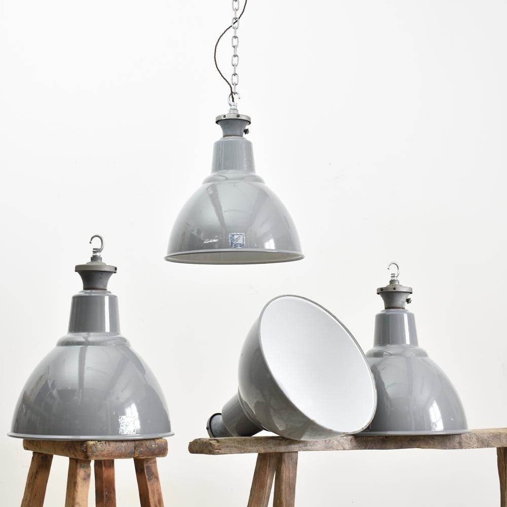 16″ Industrial Grey Benjamin Pendant Light, 1950s for sale at Pamono