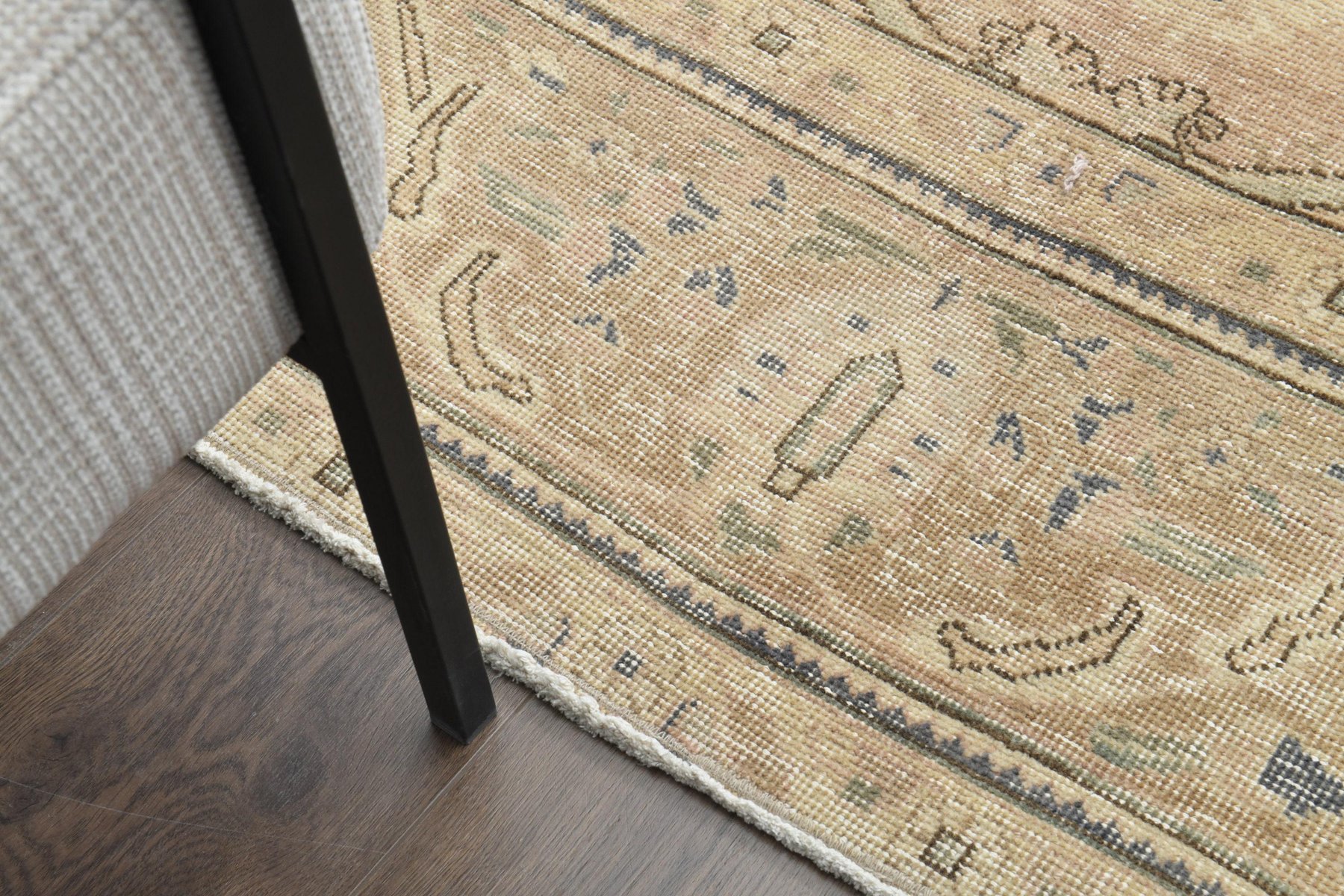 Antique Turkish Wool Faded Area Rug, 1930s for sale at Pamono