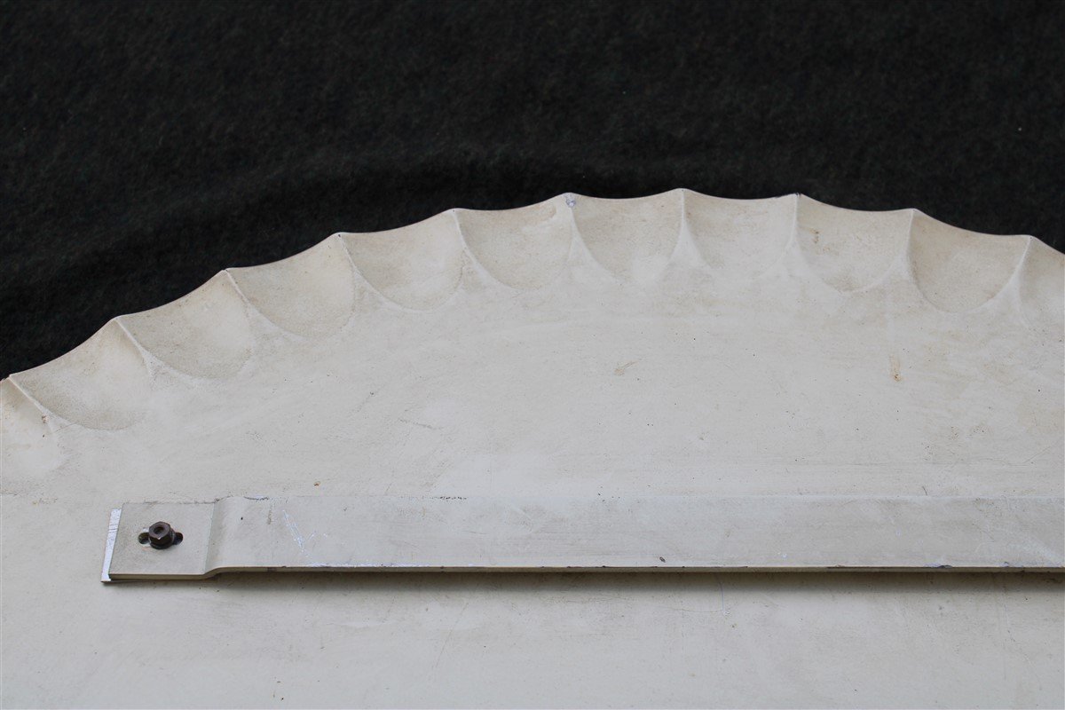 Round Italian Pop Art Mirror with Concave Edges, 1969 for sale at Pamono