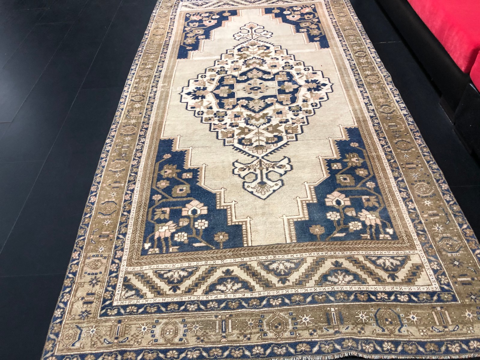 Traditional Turkish Rustic Floor Rug for sale at Pamono