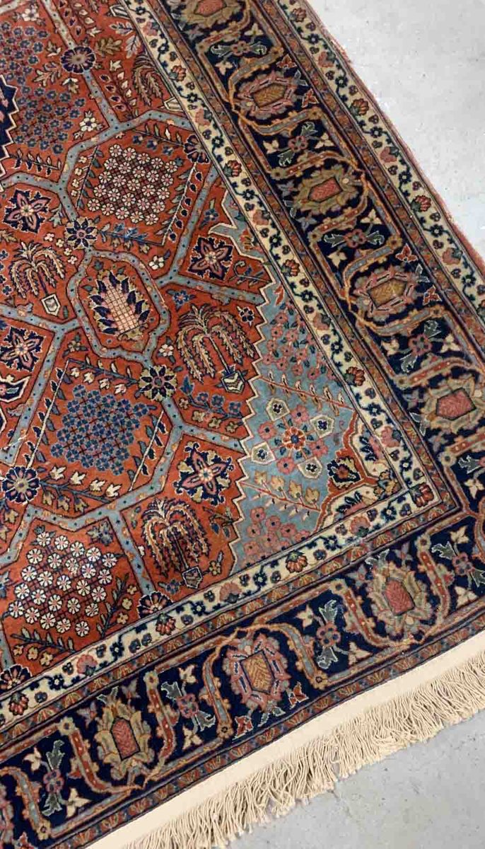 Middle Eastern Jozan Rug, 1920s for sale at Pamono