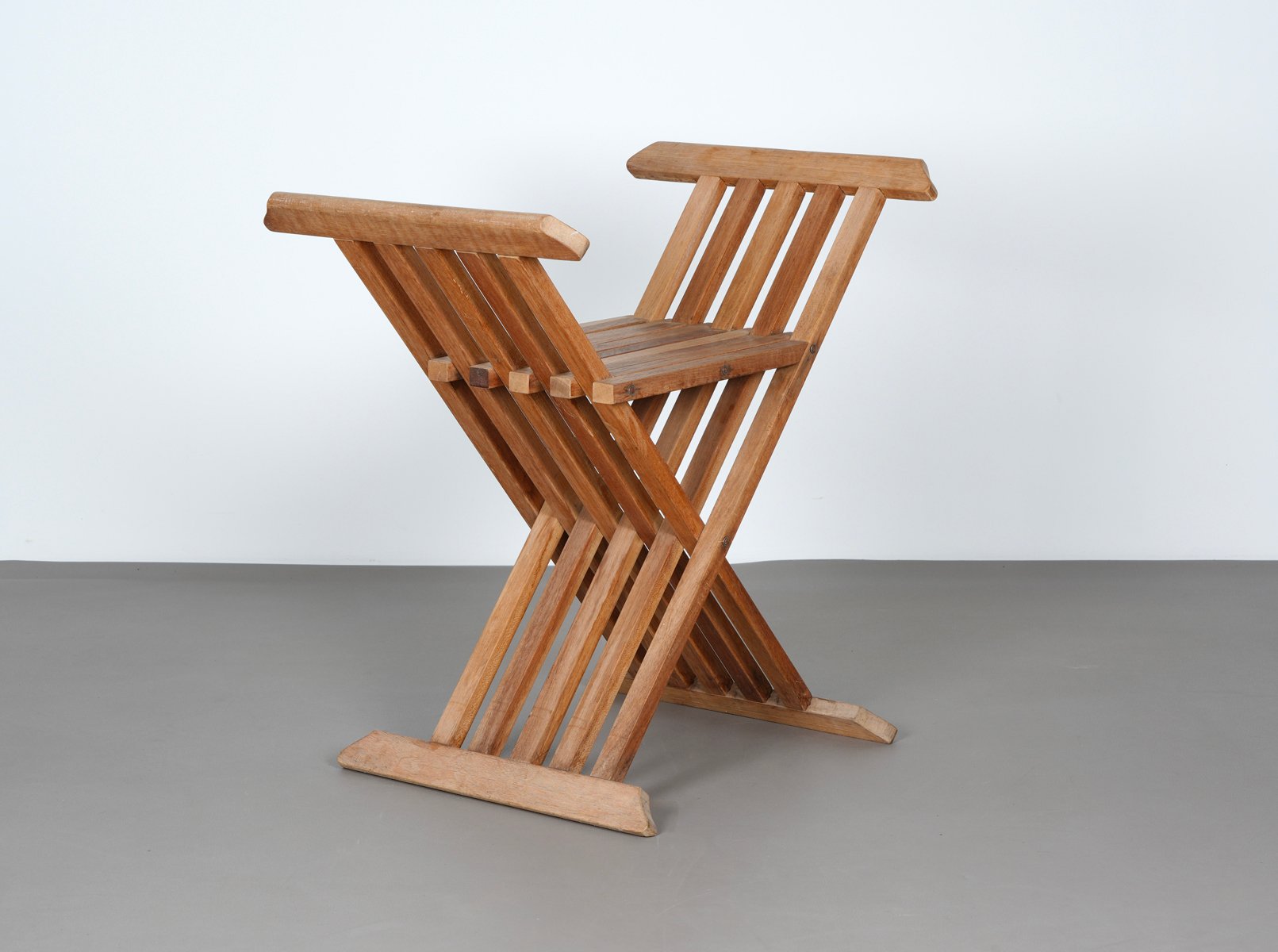 Klappbarer Curule Sitz aus Holz, 1980er bei Pamono kaufen