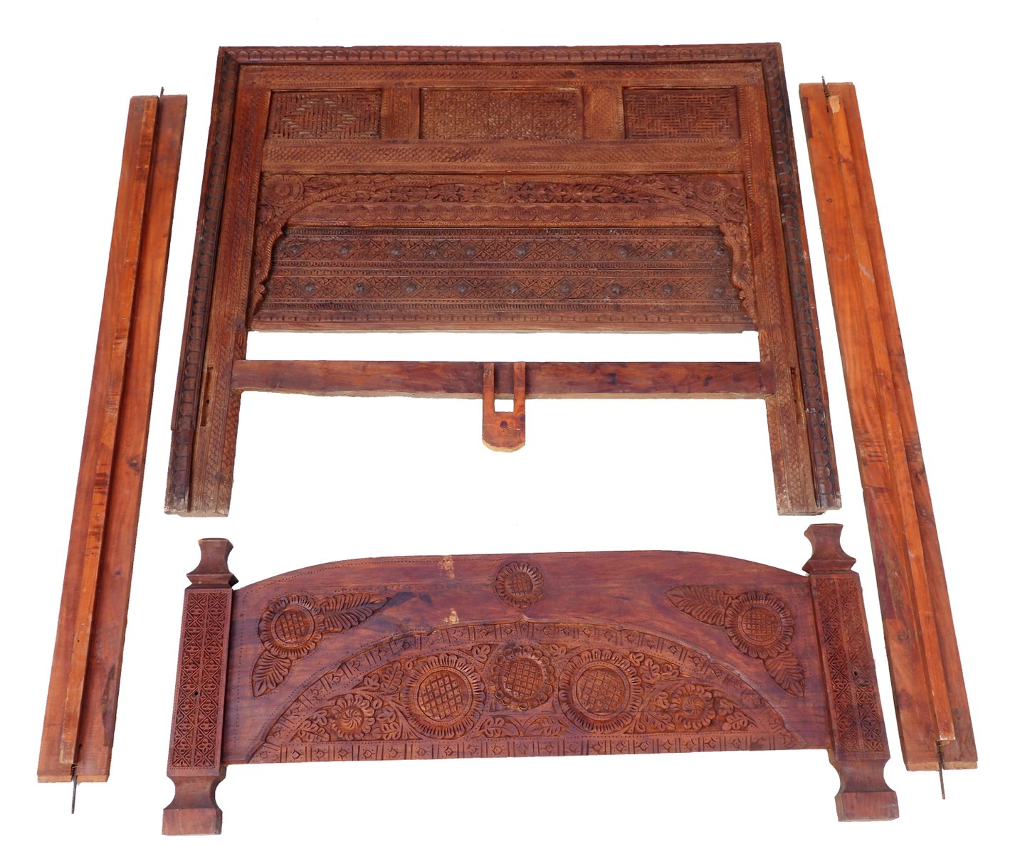 Vintage Cedar Double Bed, Swat-Tal, Pakistan for sale at Pamono