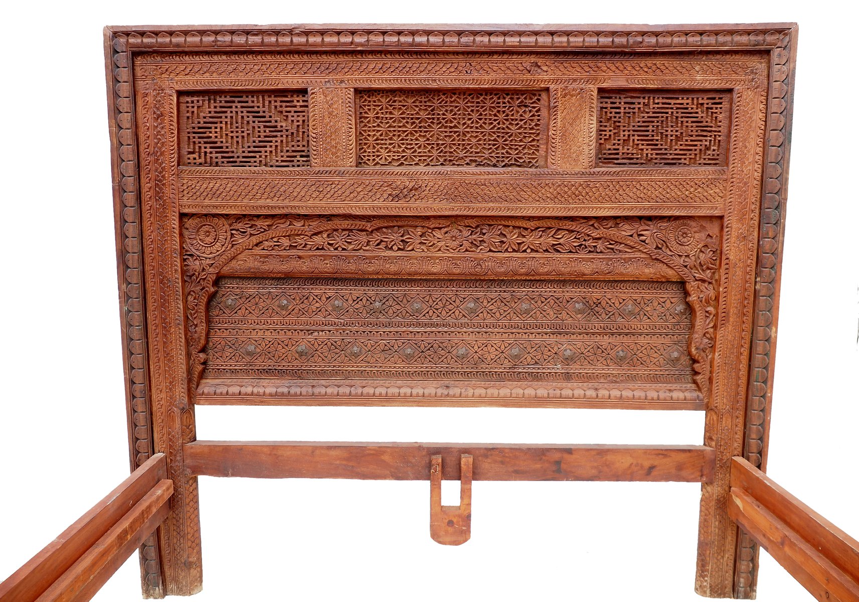 Vintage Cedar Double Bed, Swat-Tal, Pakistan for sale at Pamono