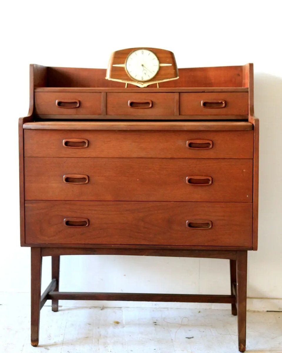 Mid-Century Curvy Dressing Table in Teak with Pull Out Mirror for sale ...