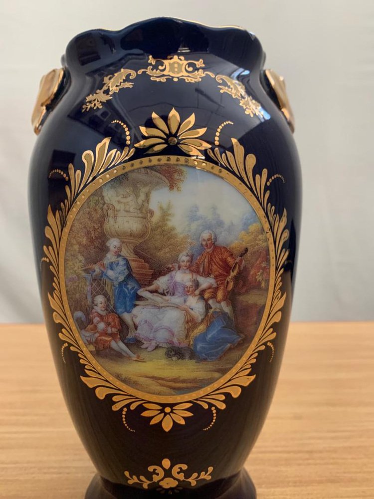 Napoleon III Vase, 1890s for sale at Pamono