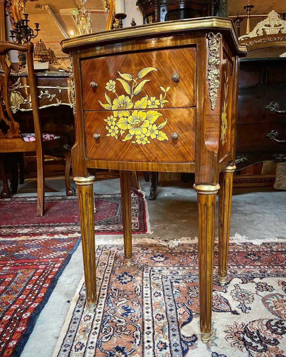 Flower Painted Chest of Drawers for sale at Pamono