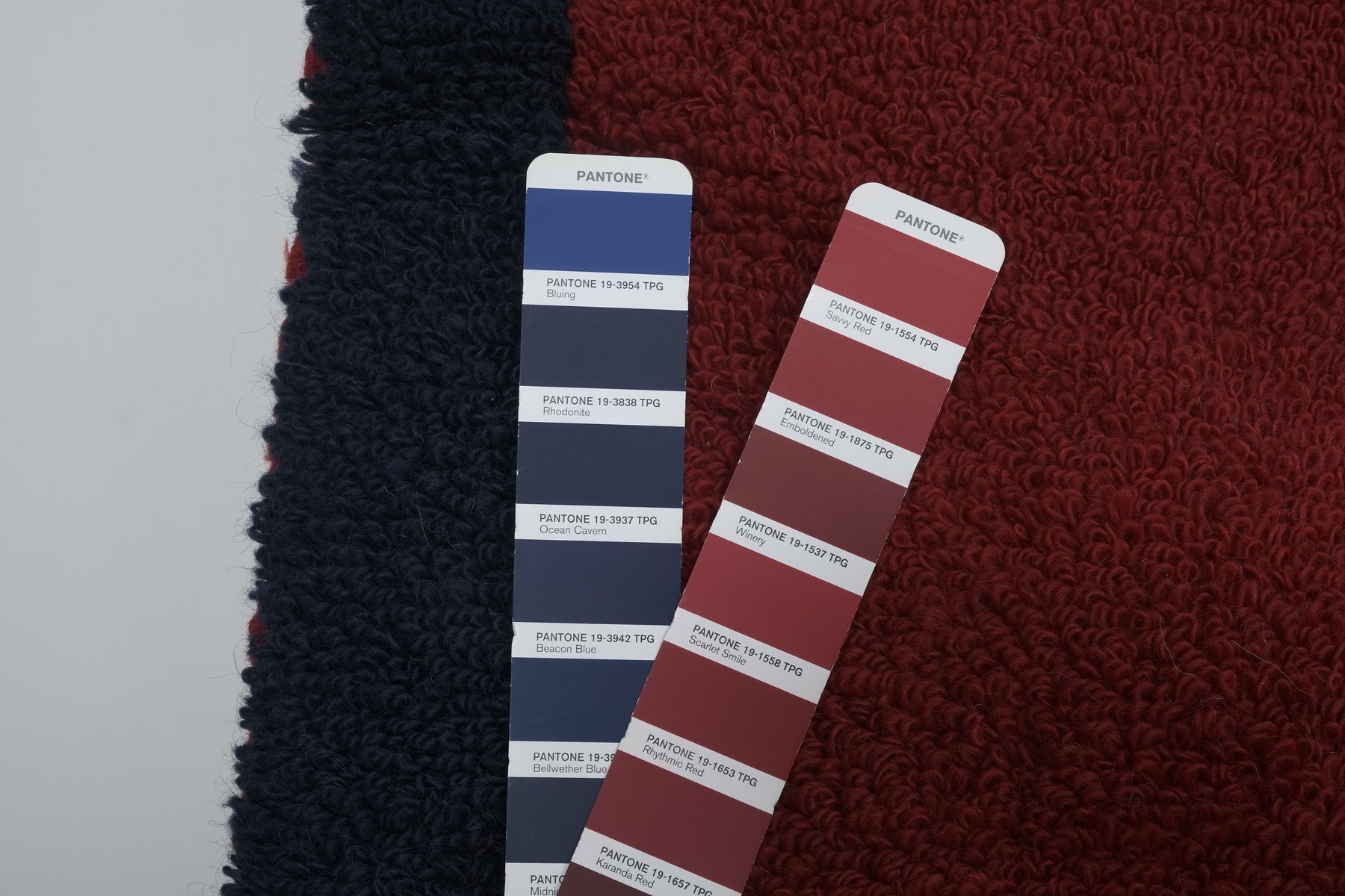 Vintage Turkish Red Organic Savy Wool Shaggy Rug for sale at Pamono