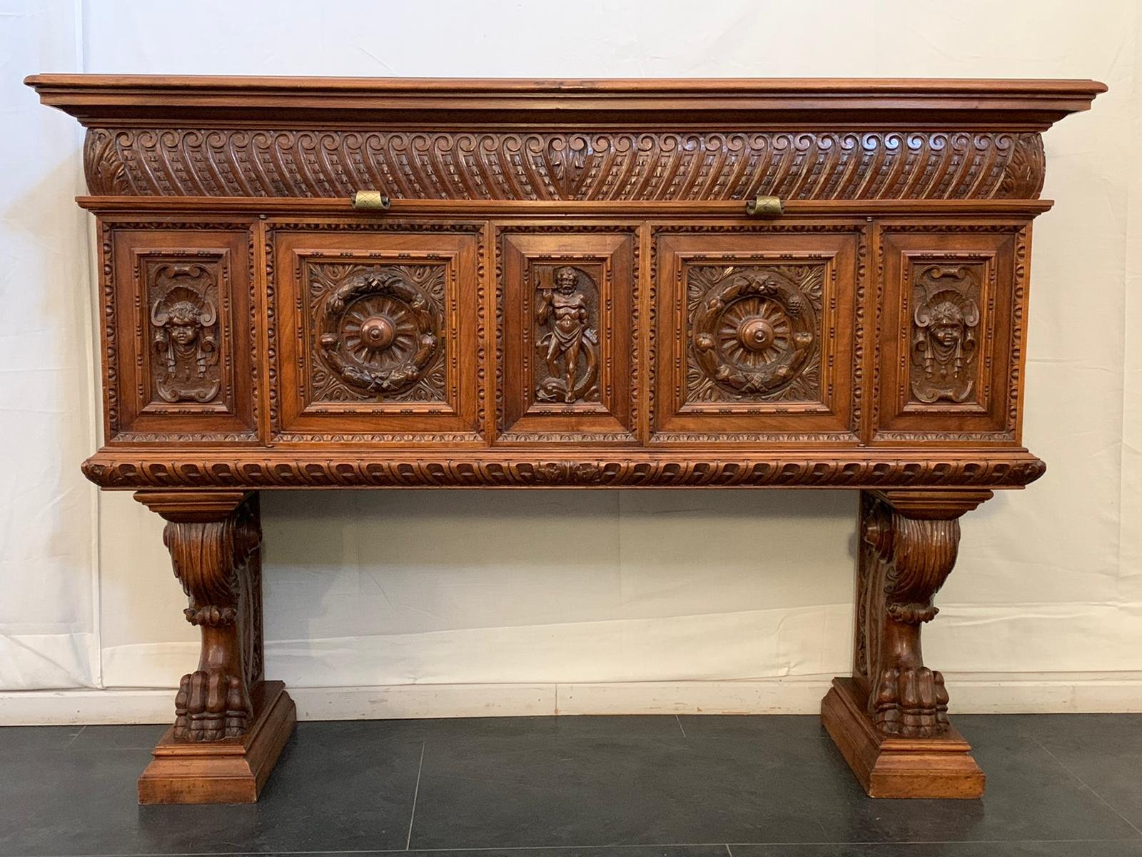 Renaissance Florentine Sculpted Wood Credenza, 1890s for sale at Pamono