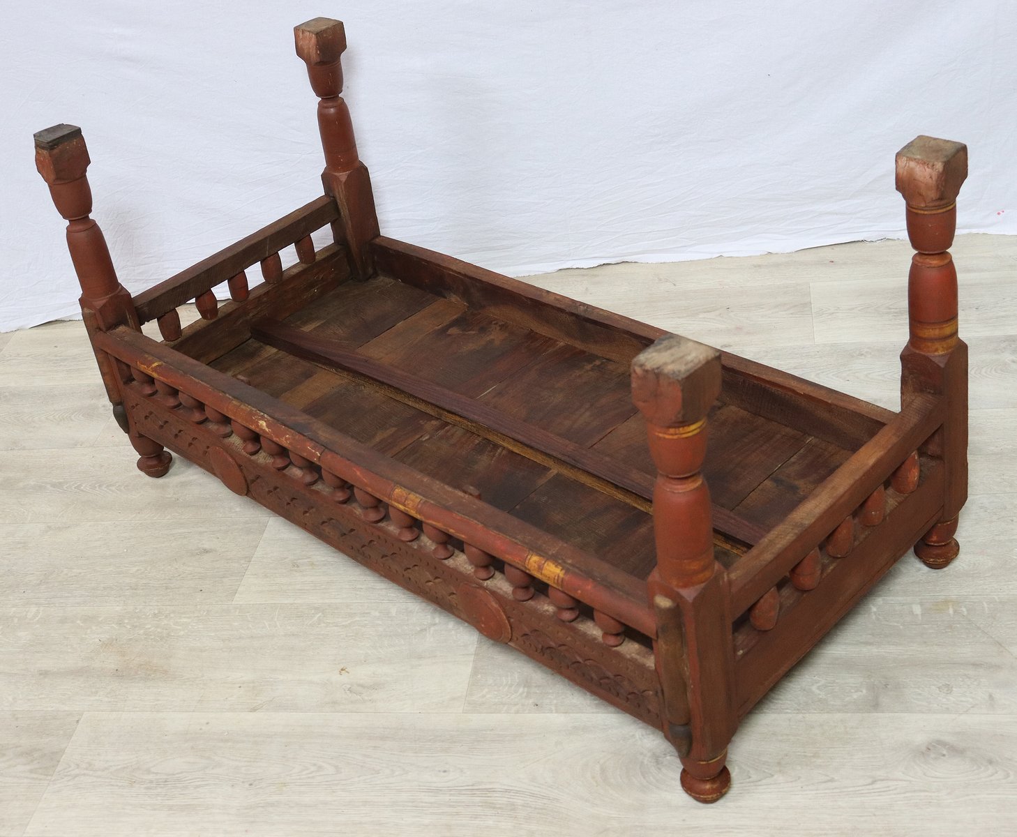 Antique Pakistanian Coffee Table in Wood, 1920s for sale at Pamono