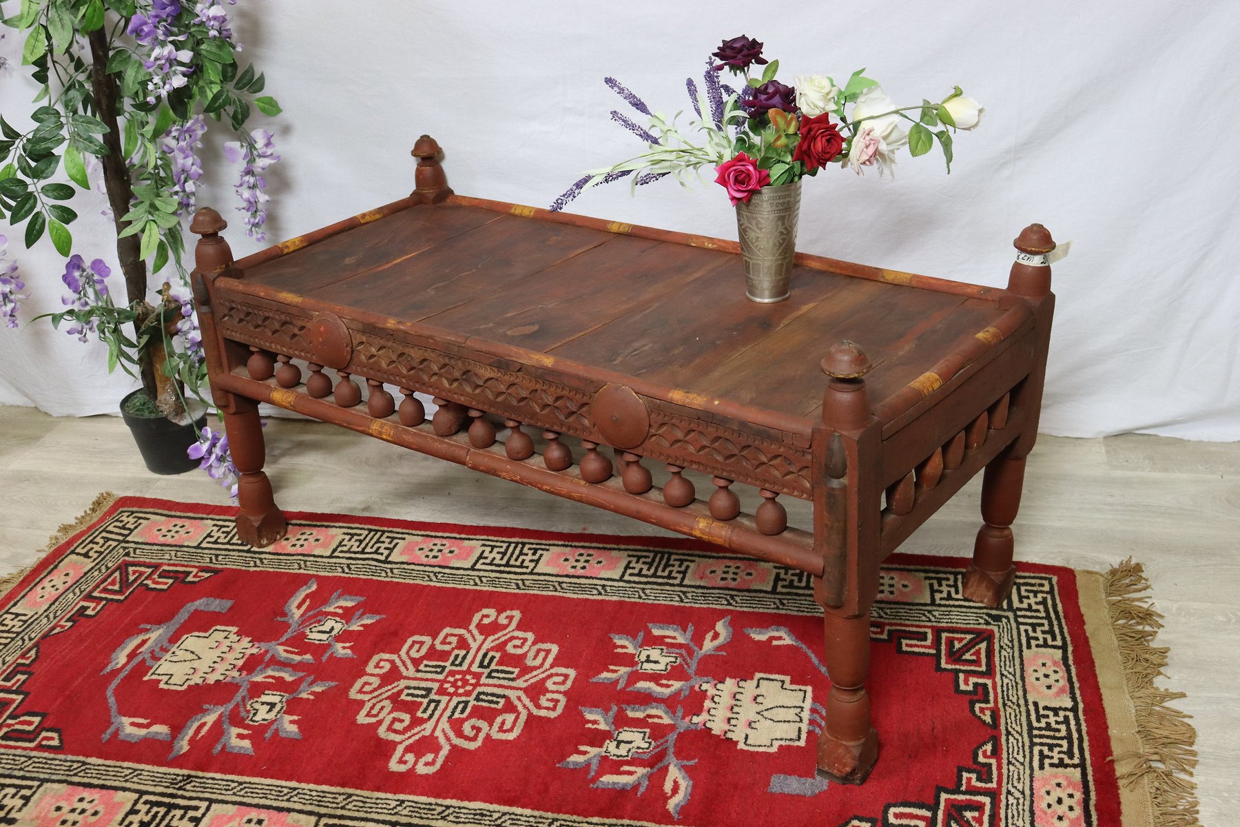 Antique Pakistanian Coffee Table in Wood, 1920s for sale at Pamono