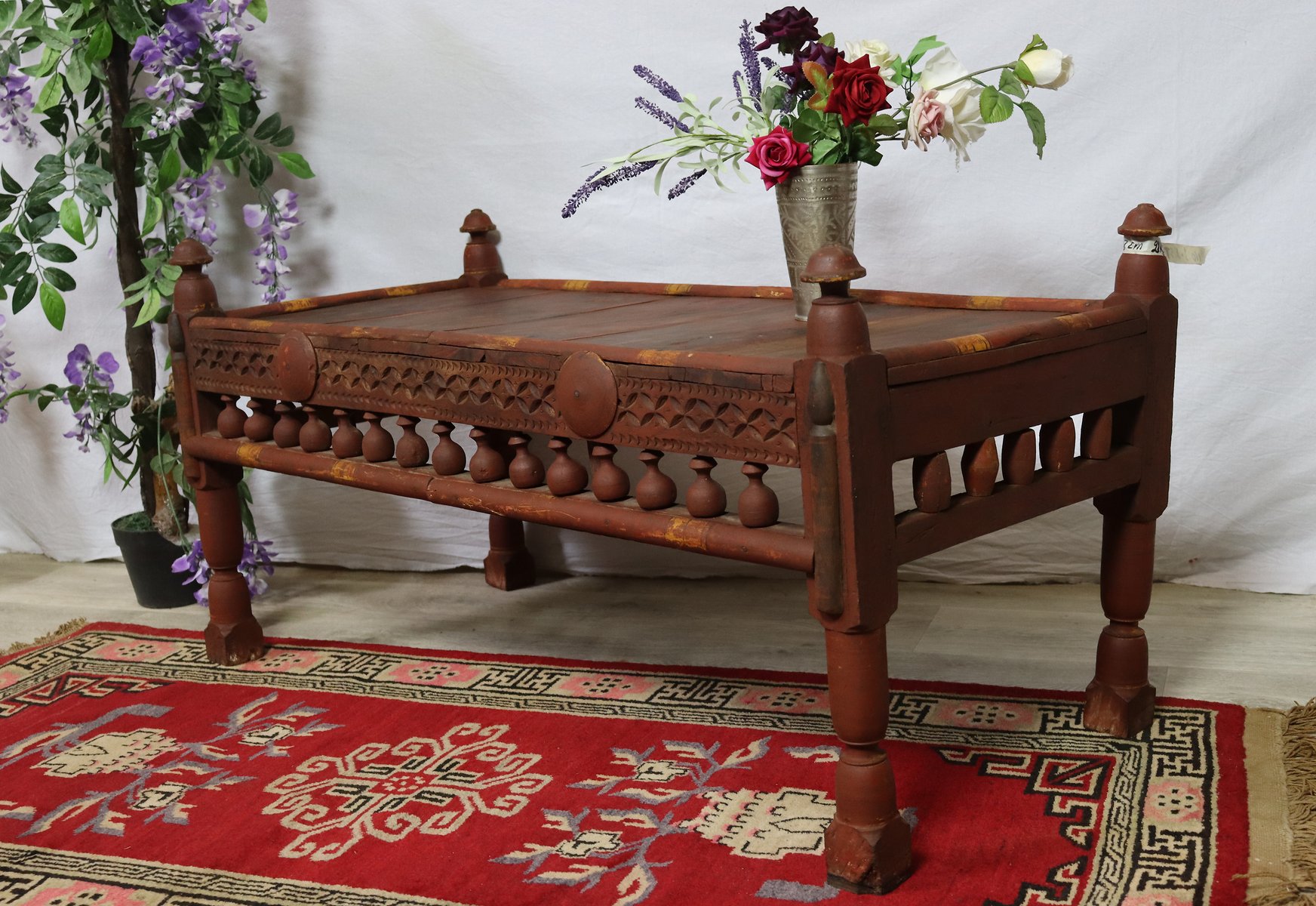 Antique Pakistanian Coffee Table in Wood, 1920s for sale at Pamono