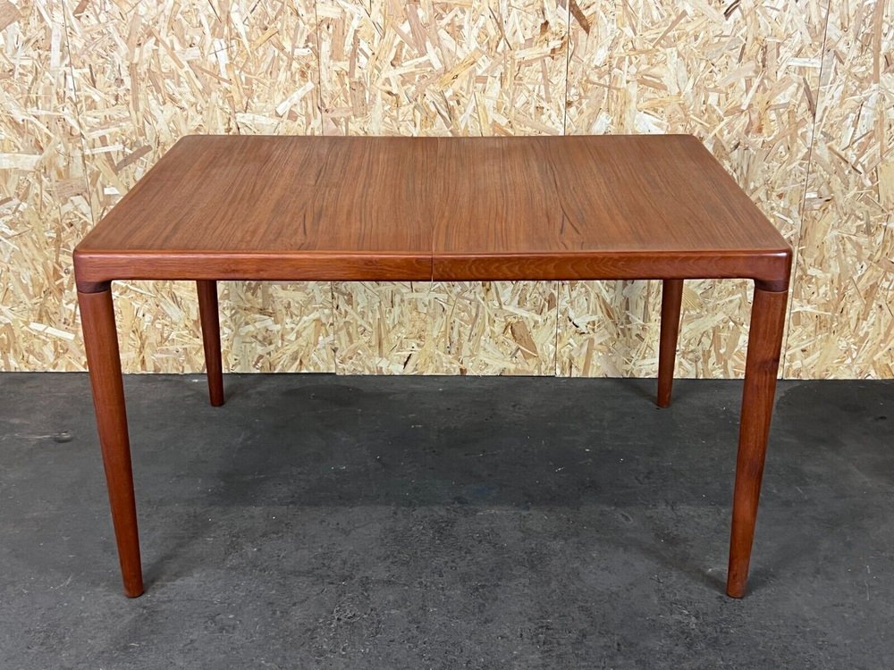 Danish Modern Teak Dining Table, 1970s for sale at Pamono