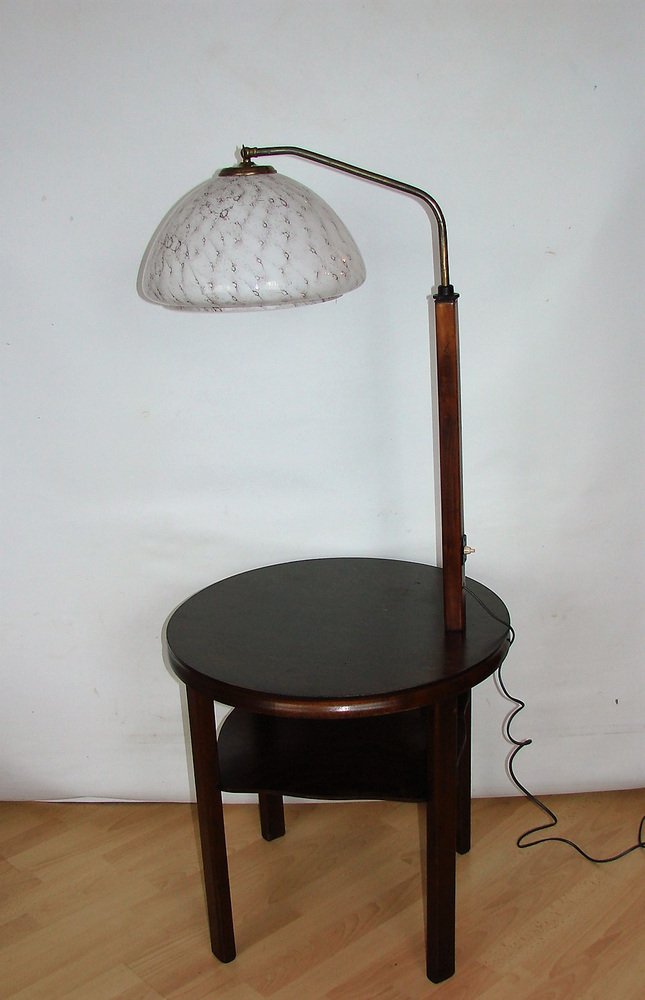 Lampe Mit Tisch