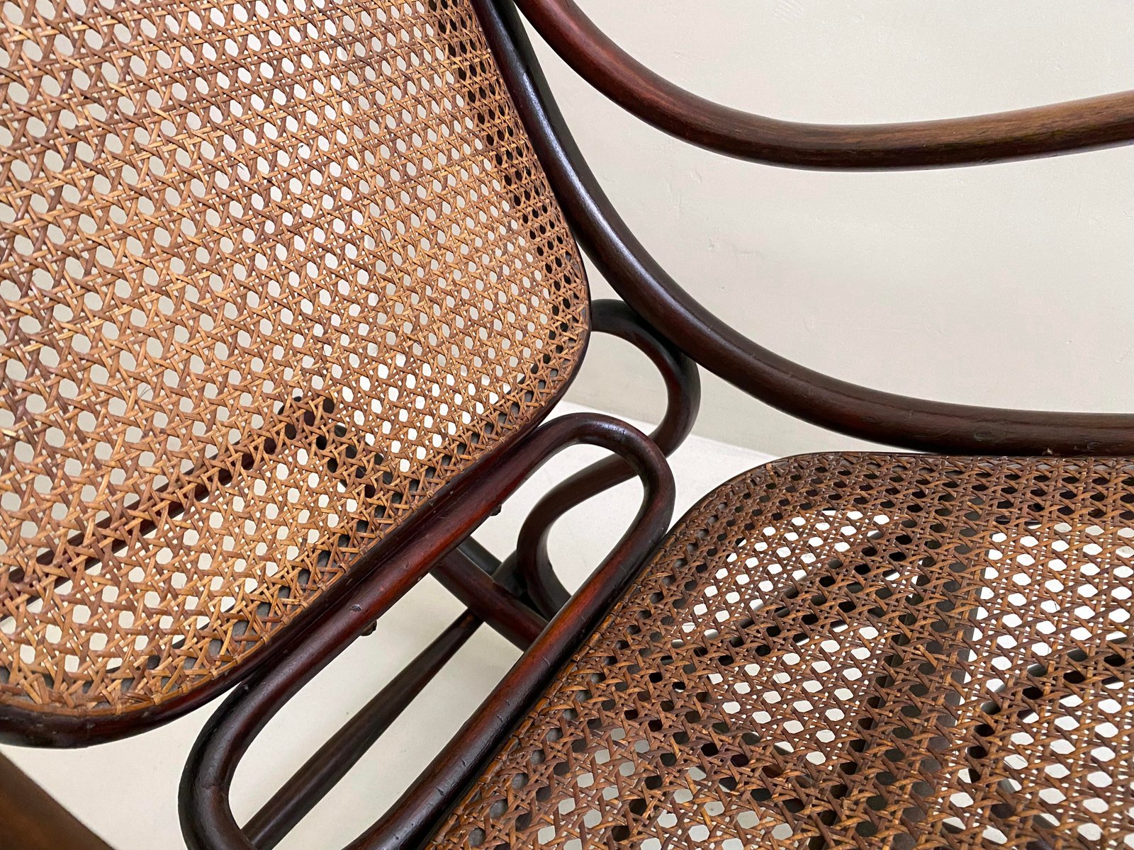 Rocking Chair Début 20ème Siècle de Thonet en vente sur Pamono