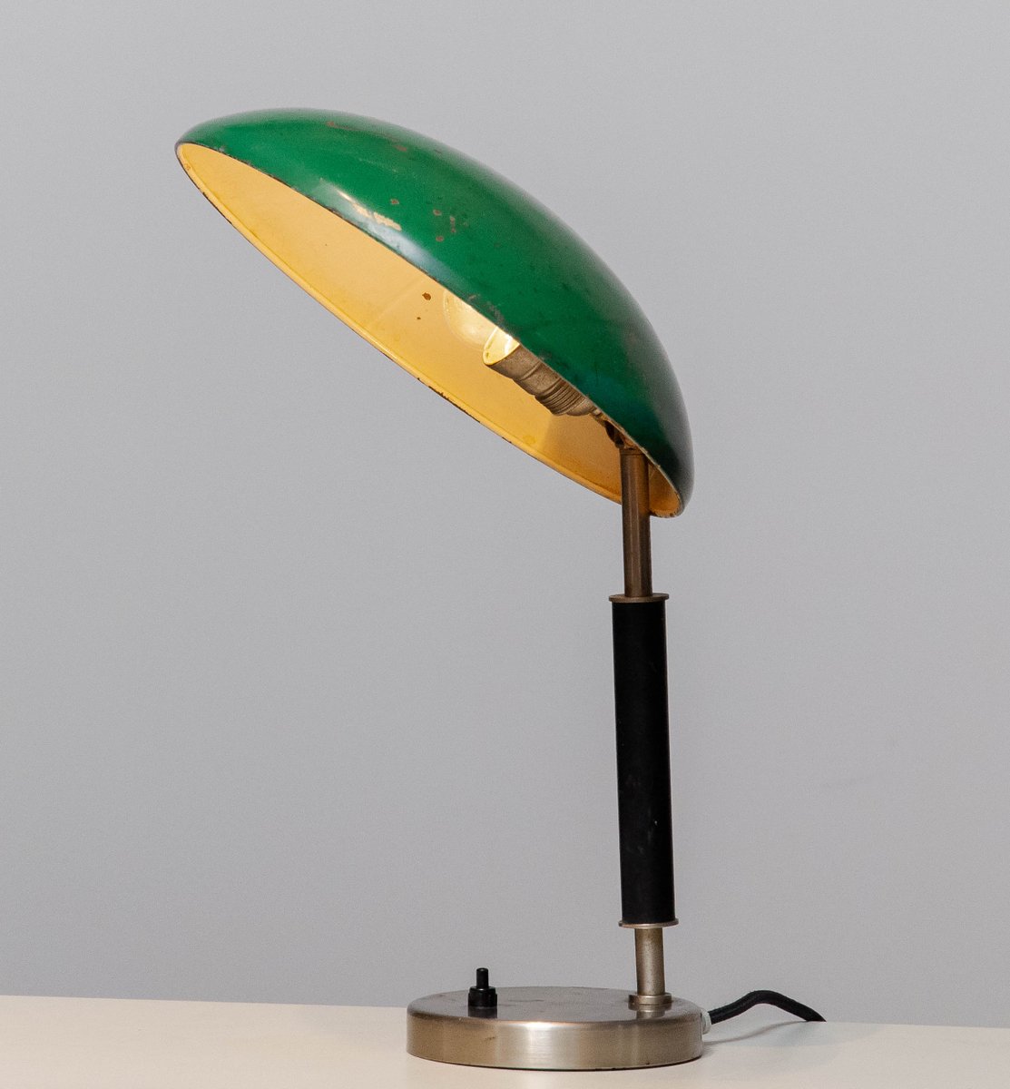 Lampe de Bureau Verte et Métal attribuée à Harald Notini pour Arvid Böhlmarks, 1930s en vente ...