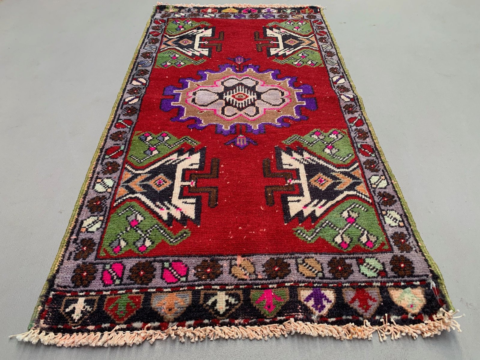 Small Vintage Turkish Wool Rug for sale at Pamono