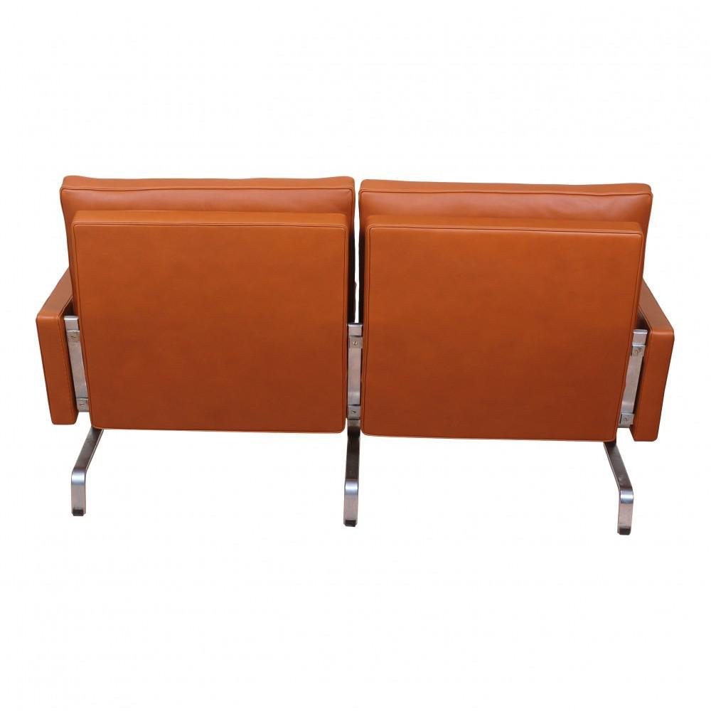 PK-31/2 Sofa aus cognacfarbenem Anilinleder von Poul Kjærholm für E ...