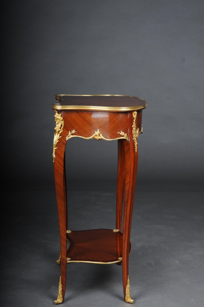20th Century French Louis XV Style Side Table for sale at Pamono