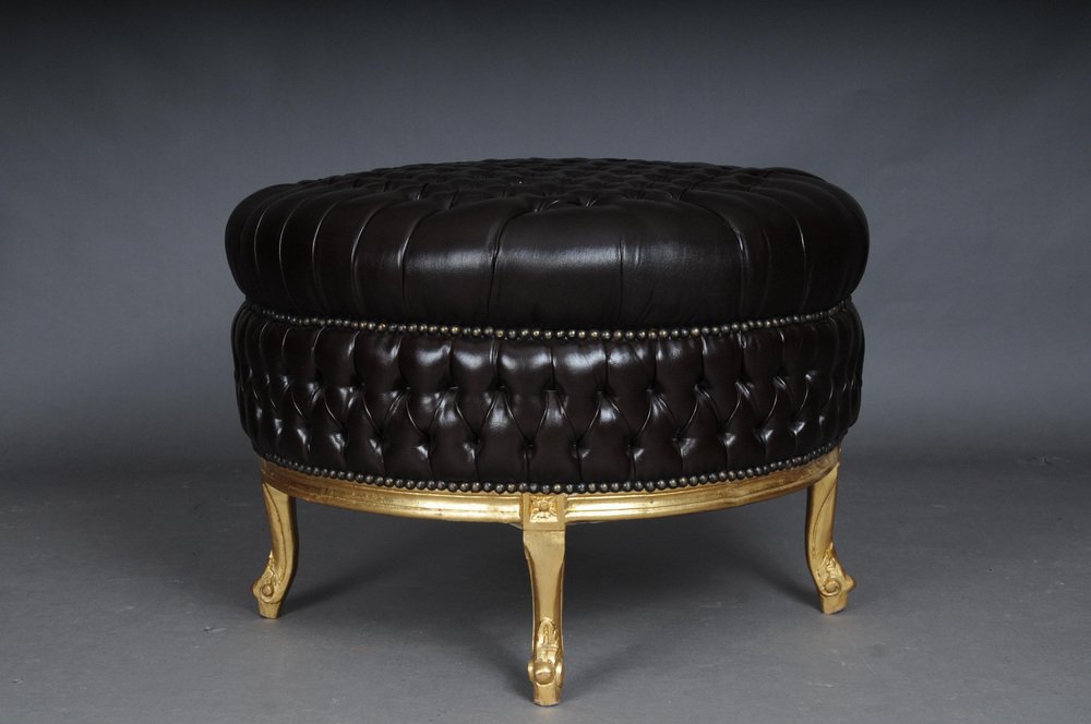 Large 20th Century Chesterfield Style Stool for sale at Pamono
