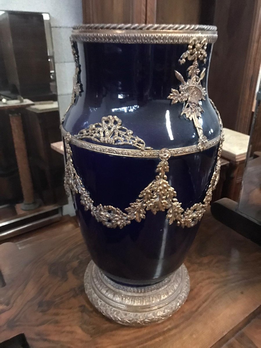 Französische Napoleon III Vase aus rotem Marmor, 2er Set bei Pamono kaufen