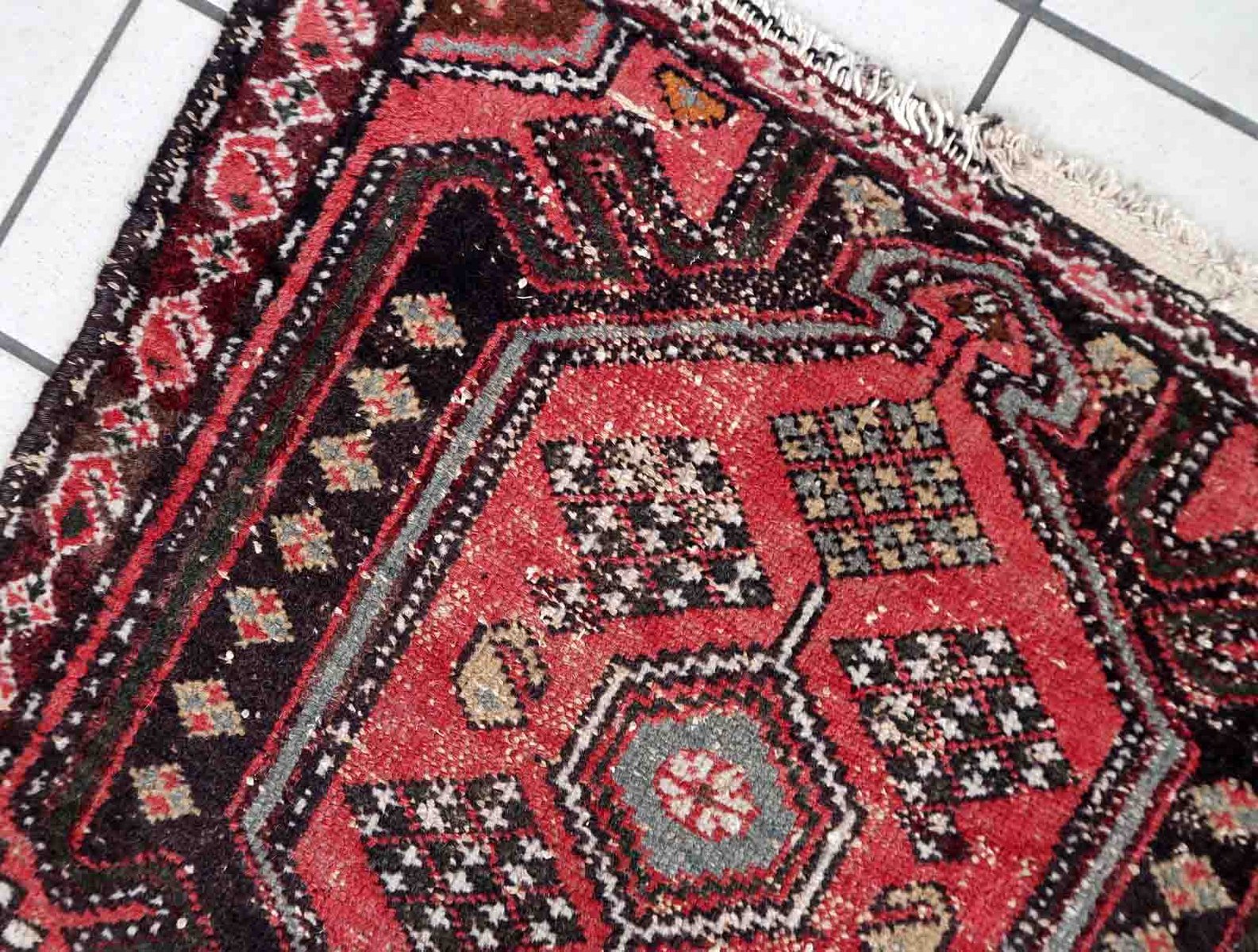 Vintage Middle Eastern Handmade Hamadan Rug, 1950s for sale at Pamono